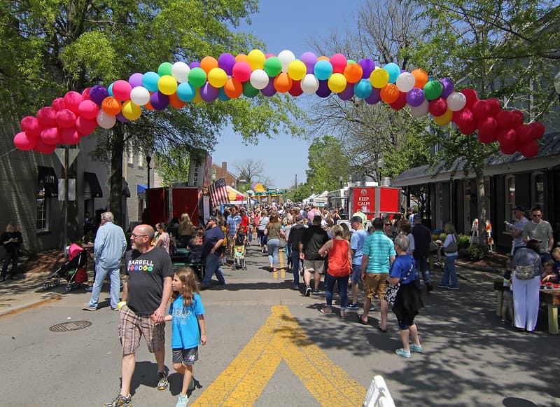 37th Annual Main Street Festival | Positive Encouraging K-LOVE