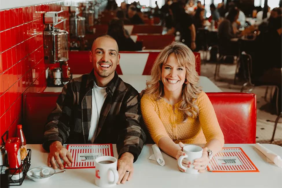 Carlos & Amy | Positive Encouraging K-LOVE