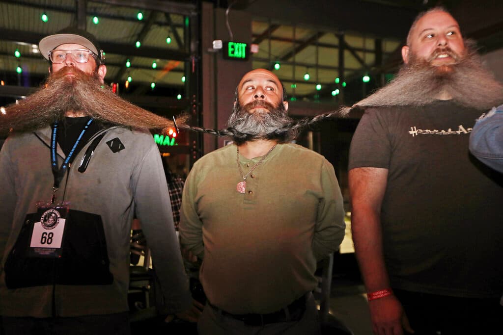 Beard Chain Hoping To Break World Record | Positive Encouraging K-LOVE